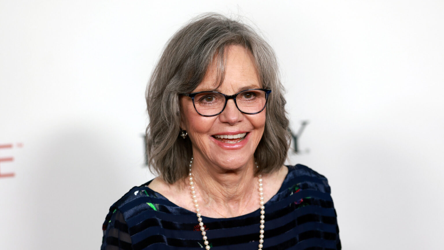 Le plaidoyer de Sally Field en faveur de la communauté LGBTQ+ a ...